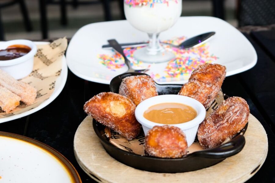 South Beach Sweets Tour: Donuts, Pastelitos, and Patisseries - The Practical Details