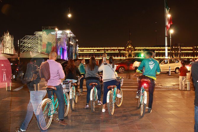SPECIAL NIGHT LIFE Mexico City Light´s Bike Tour - Itinerary Breakdown: A Closer Look