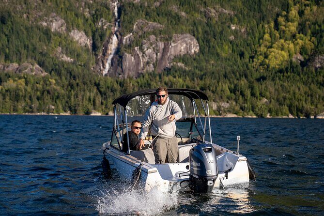 Squamish 4hr Rental 17ft Fiberglass Hourston with 70HP Engine - Practical Considerations and Tips