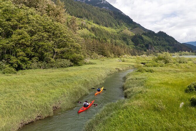 Squamish Full Day Expedition Kayak Rental - The Scenic Setting: Howe Sound’s Natural Wonders