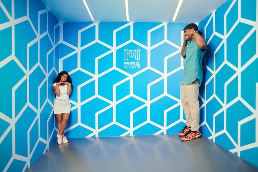 St. Louis: Museum of Illusions Entry Ticket - The Exhibits and Experience