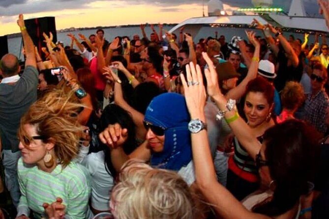 Statue of Liberty Boat Party in NYC - Who Should Consider This Experience?