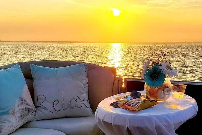 Sunset Harbor and Bay Cruise in Destin - FAQs
