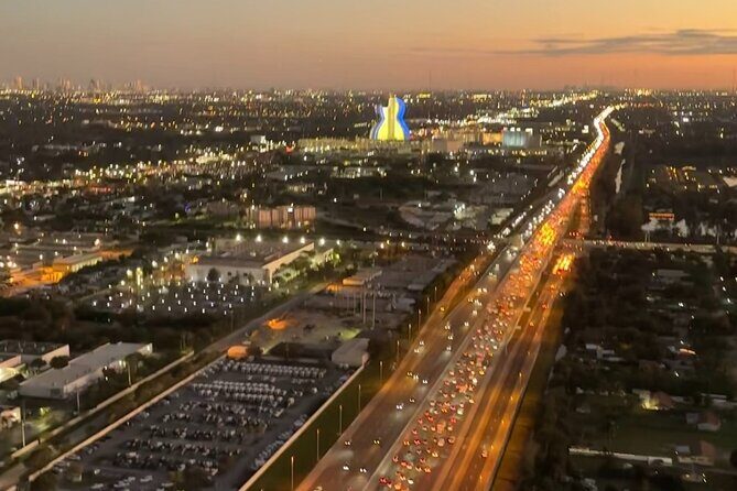 Sunset Helicopter Tour around Hard Rock Guitar, Cities & Beaches - Who Should Consider This Tour?