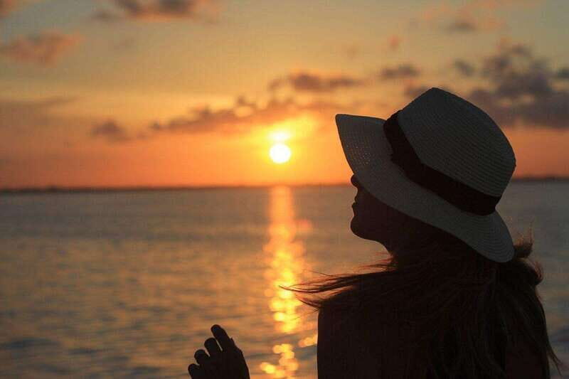 Sunset Sailing to Isla Mujeres with Cancún Transfer - What’s Included and Whats Not