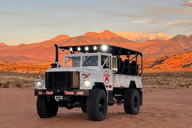 Sunset Tour, Moab, Off-road and Scenic Backcountry - An In-depth Look at the Sunset Tour Experience
