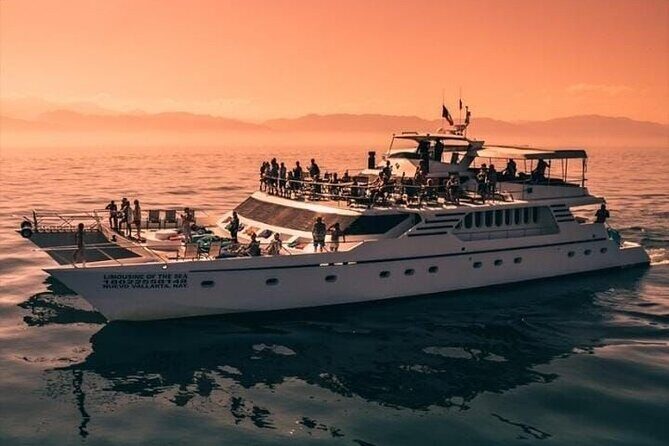 Sunsets and Whales Mega Yachts ALL INCLUSIVE: Puerto Vallarta - Authentic Guest Perspectives: What Travelers Are Saying