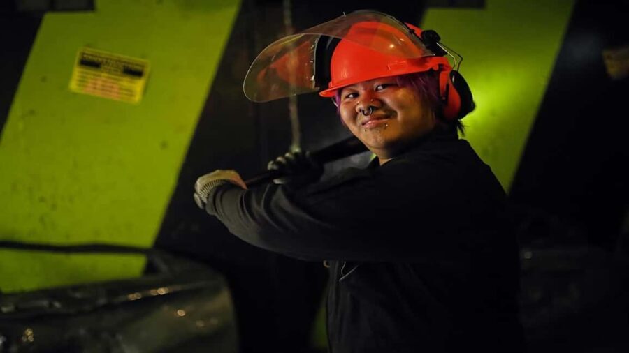 Tacoma: Rage Room Experience with Breakable Objects - How Does the Experience Work?