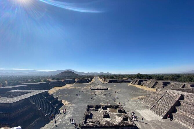 Teotihuacan Archaeology Tours - The Value of a Private Archaeologist Guide