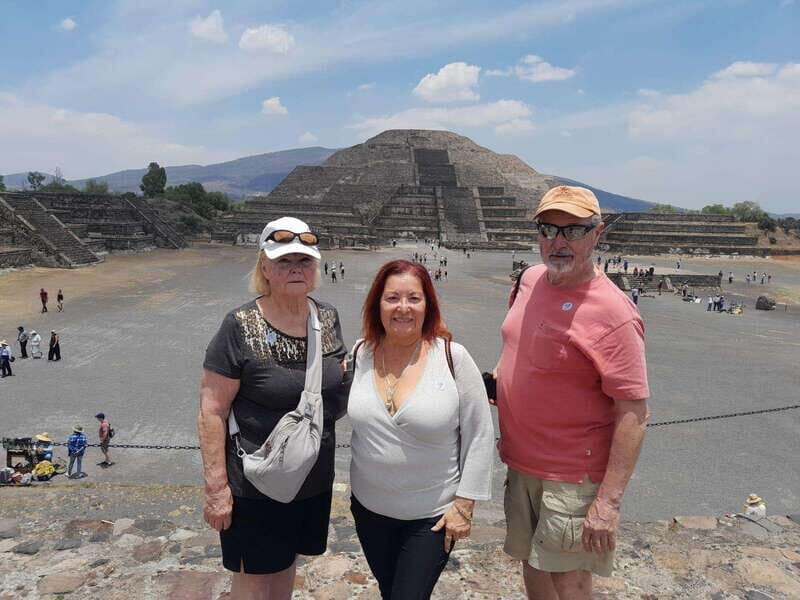 Teotihuacan & Basilica of Guadalupe: Private Tour with Lunch - Behind the Scenes: Obsidian and Traditional Crafts