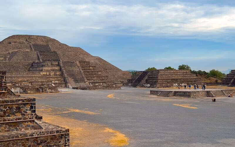 Teotihuacan: Full Guided Tour & Guadalupe Shrine Day Trip - What’s Included and What’s Not
