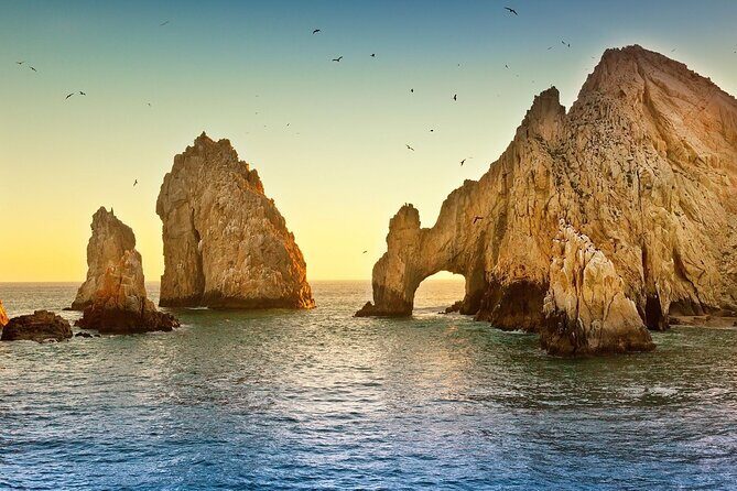 The Arch of Los Cabos Glass-bottom boat tour - Practical Considerations