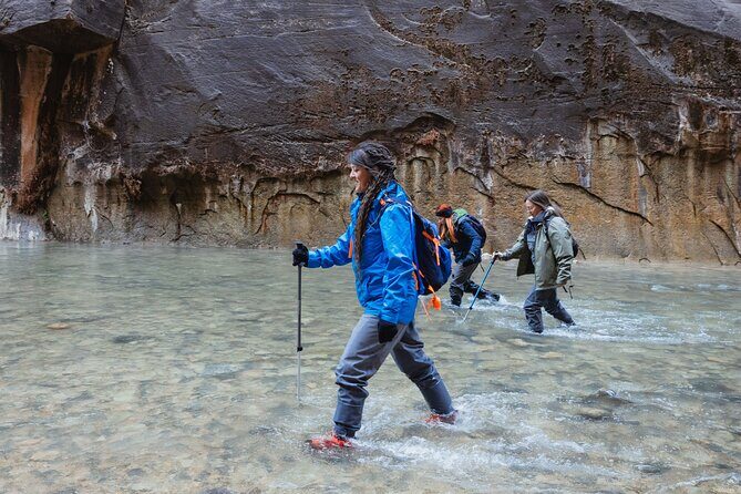 The Famous Narrows Trail in Zion National Park - The Sum Up
