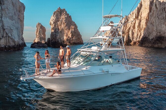 The Finest Private Yacht Experience in Cabo - The Sum Up
