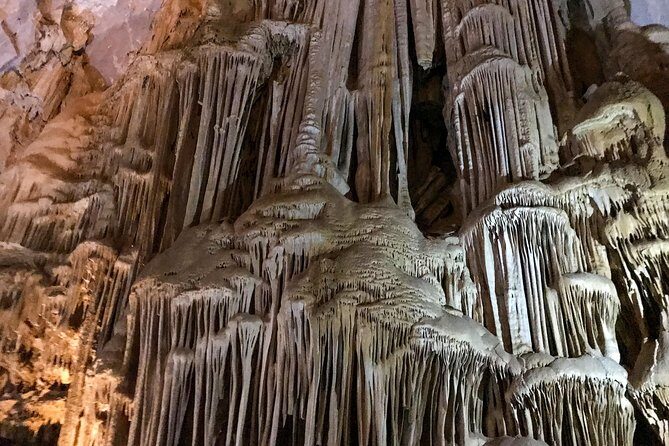 The Grutas de Garcia & Town (Cablecar Ticket + Premium SUV) - Transport and Comfort