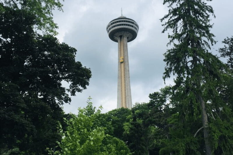 Toronto and Niagara Falls: Full-Day City and Nature Tour - Transportation and Group Size: Why They Matter