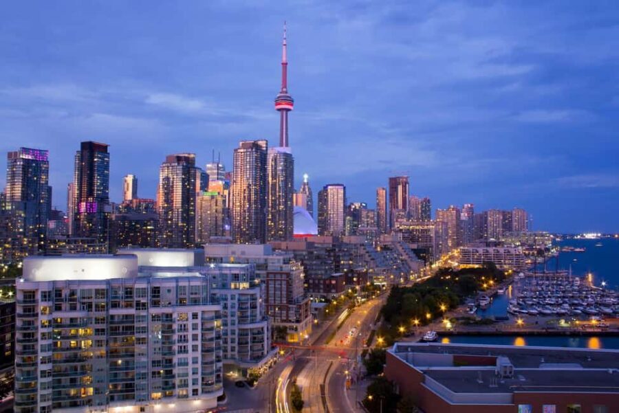 Toronto to Niagara Falls: 4 or more guests Private VIP Tour - The Itinerary in Detail