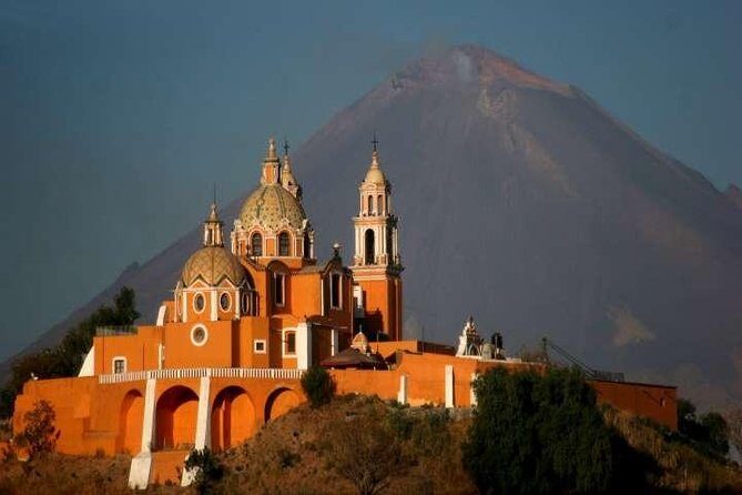 Tour Cholula - Puebla City of Los Angeles - The Charm of Puebla: A Colonial City of Art and Color