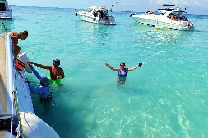 Tour Isla Mujeres Premium - What does the itinerary look like?