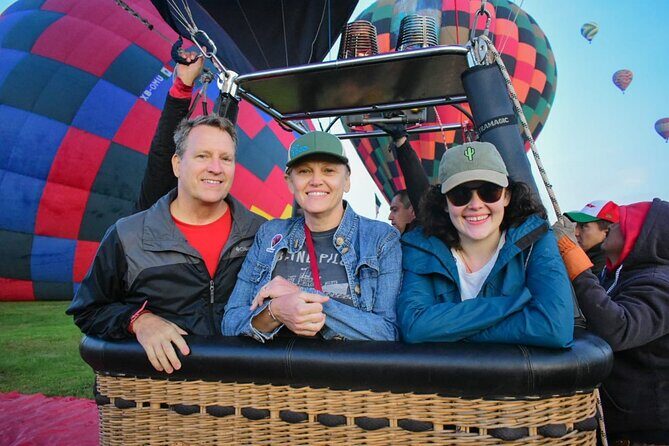 Transportation and Hot Air Balloon Flight Teotihuacán - The Balloon Experience: From Inflation to Flight