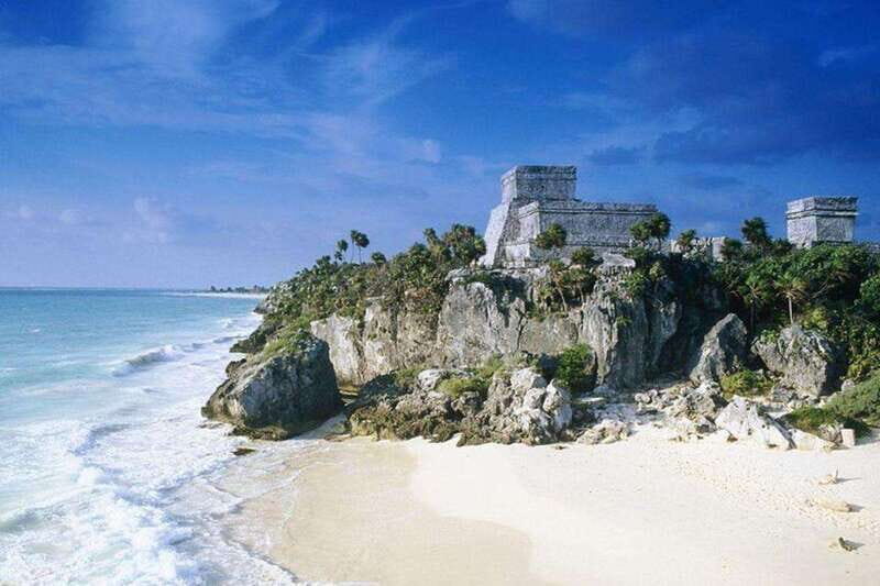 Tulum archaeological site and Playa del Carmen - An In-Depth Look at the Tulum and Playa del Carmen Tour