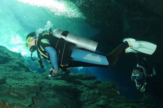 Tulum Area Experiences 2 Tank Guided Scuba Dives at Dos Ojos Cenote's + Lunch - Who Will Love This Tour?