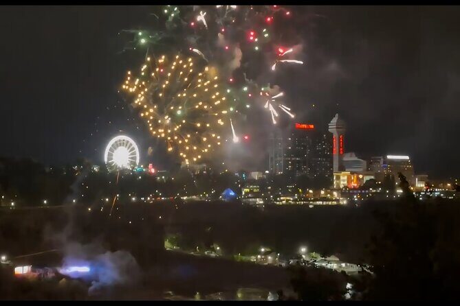 USA Side Rainbow Illumination and Fireworks Walking Tour - Analyzing the Experience in Context