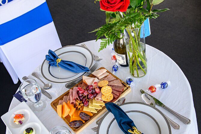 Valentine's Day Dinner Cruise in New York - Who Is This Experience Best For?