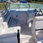 Valle de Bravo: 33 feet VIP Yacht Rental Experience - What to Expect on Your Yacht Day