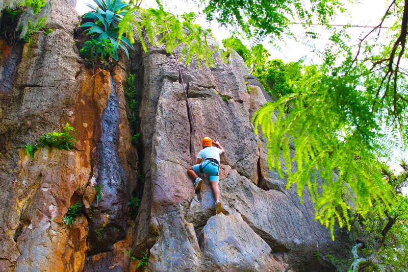 Valle de Bravo: Rappel over a viewpoint - Who Should Book This Tour?