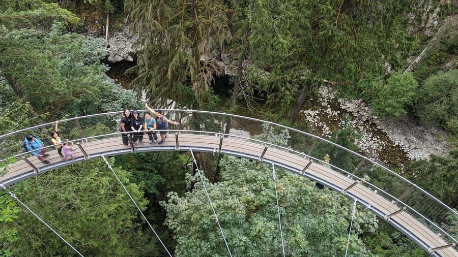 Vancouver: Capilano Bridge, Cleveland Dam & Lynn Canyon Tour - What Makes This Tour Stand Out?