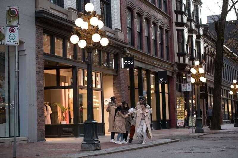 Vancouver: Explore Gastown with an Outdoor Murder Mystery - What You Can Expect from the Tour