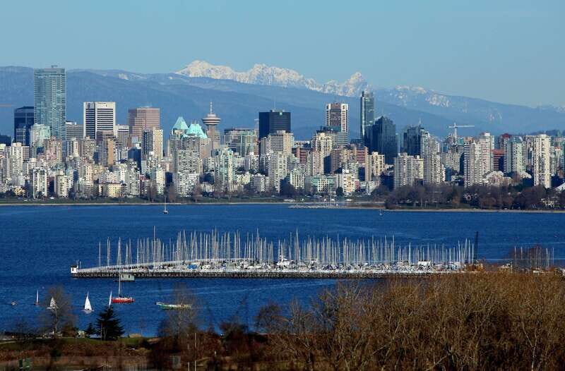 Vancouver: Private Guided City Tour with Pickup - The Value of a Private Guided Tour