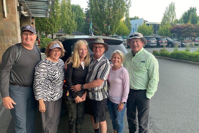 Vancouver Sightseeing Tour - Transportation and Group Dynamics