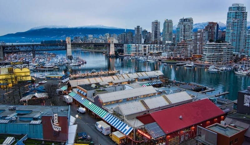 Vancouver: Small Group Tour w/Capilano & Grouse Mtn Lunch - What You Can Expect