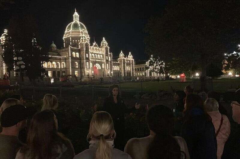 Victoria: Ghost Tour of Old Town and Bastion Square - An Overview of the Victoria Ghost Tour