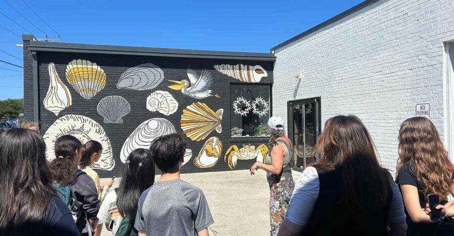 Virginia Beach: ViBe District Guided Walking Mural Tour - Deep Dive: The Itinerary