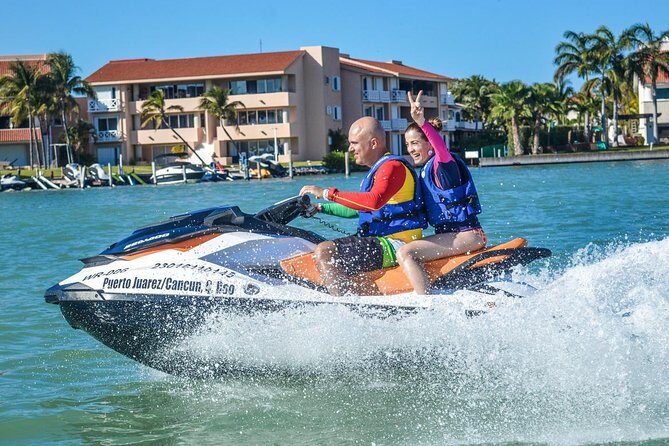 Waverunners Rentals in Cancun - The Ride: Speed, Safety, and Scenery