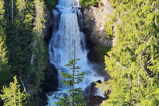 Whistler, Sea to Sky Private Tour in Vancouver - Transportation, Timing, and Group Size