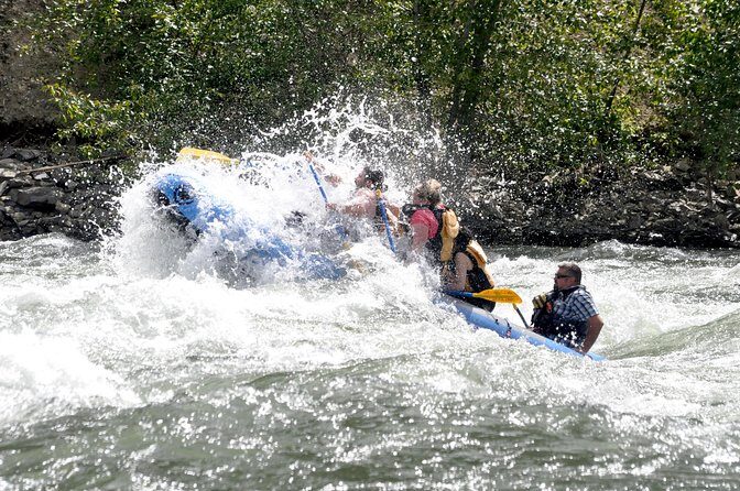 Whitewater and Wine: Wenatchee River Whitewater Rafting and Winery Tour - An In-Depth Look at the Wenatchee Whitewater and Winery Tour