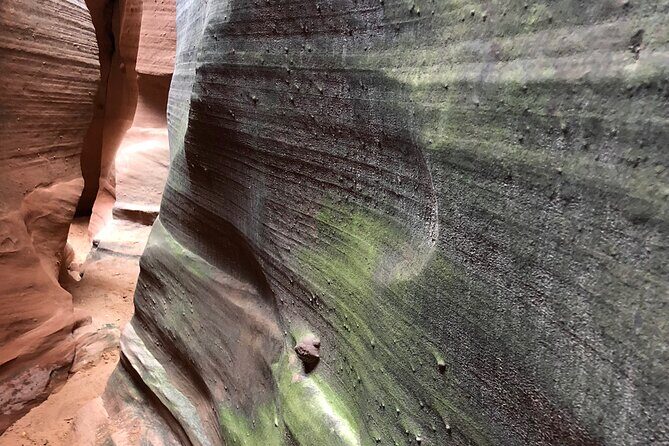 Wind Pebble Canyon Partial Hiking tour through Antelope Canyon - Authentic Traveler Perspectives