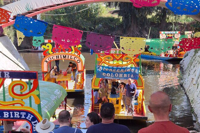 Xochimilco without Traps for Tourists - Who Will Love This Tour?