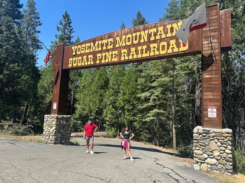 Yosemite Mountain Sugar Pine Railroad Ride with Narration - The Authenticity and Atmosphere