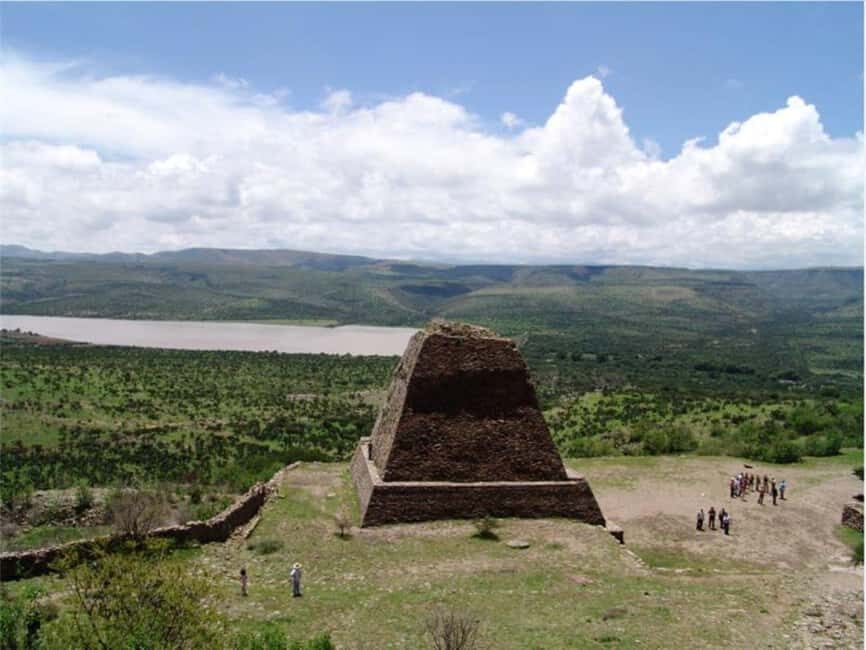 Zacatecas: Archaeology and Poetry Tour - From Ruins to Romantic Poets: Jerez’s Cultural Highlights