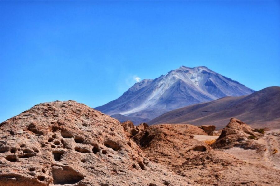 2-Days round-trip from Chile to Uyuni Salt Flats - Breaking Down the Itinerary: What to Expect