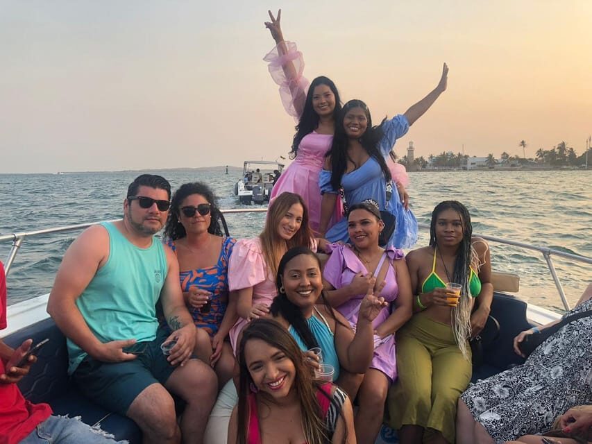 2-hour tour in Cartagena Sunset View in party boat - What Makes This Tour Stand Out?