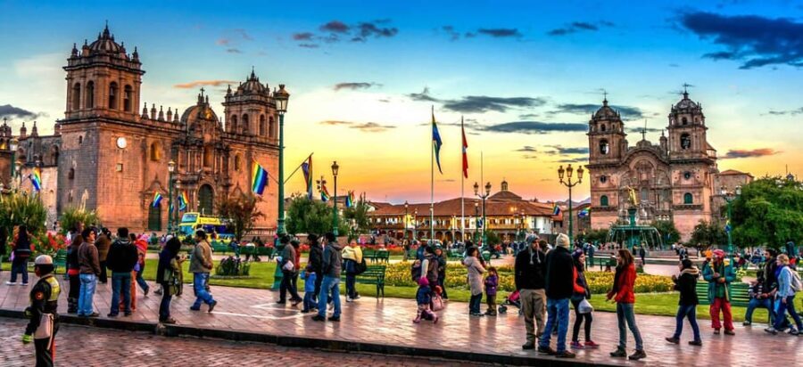 4-day tour: Lima, Cusco and tour to Machu Picchu by Train - Exploring Lima: The "City of Kings"
