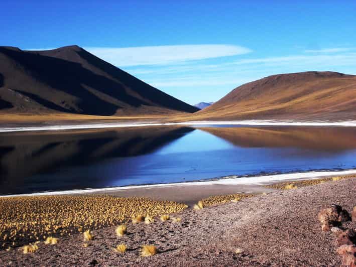 Altiplanic Lagoons and Red Stones from San Pedro de Atacama - What to Expect on the Day