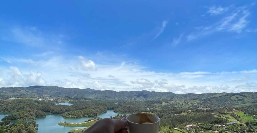 Avistamiento de aves en Minca Sierra Nevada de Santa Marta - What’s Included and What to Bring