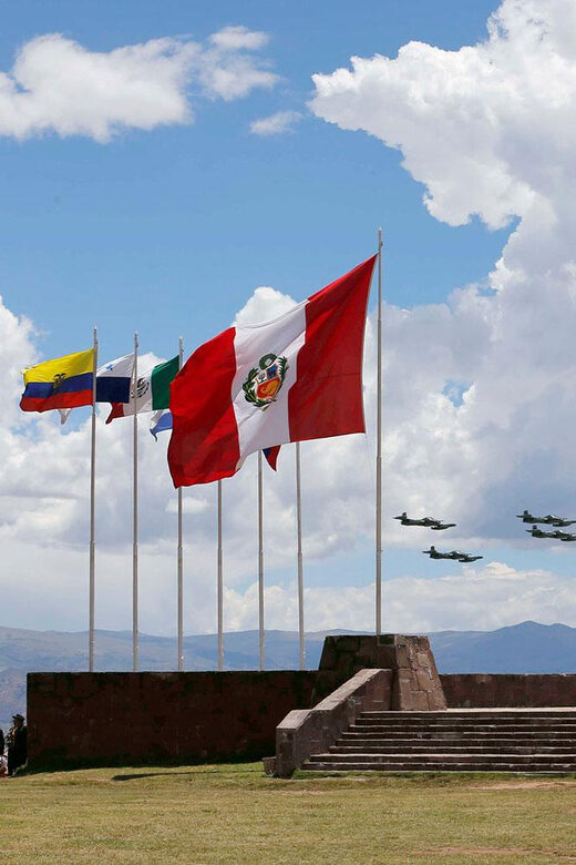 Ayacucho : Wari Ruins + Santuario Histórico - The Significance of the Pampa de la Quinua